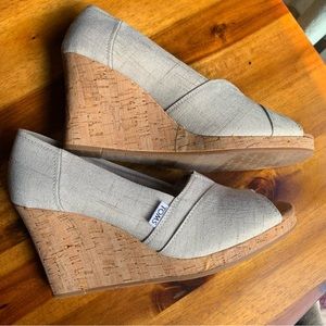 Toms | Shoes | Toms Wedges Michelle 8 Beige | Poshmark